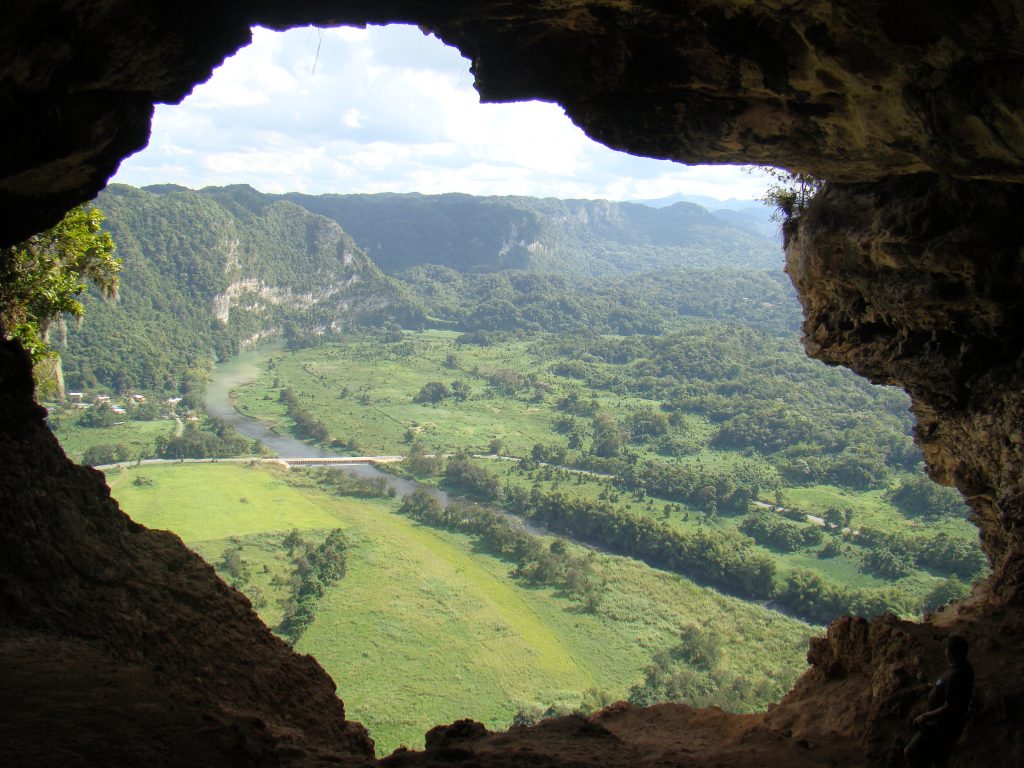 Migdalia Perez - Descubra Puerto Rico